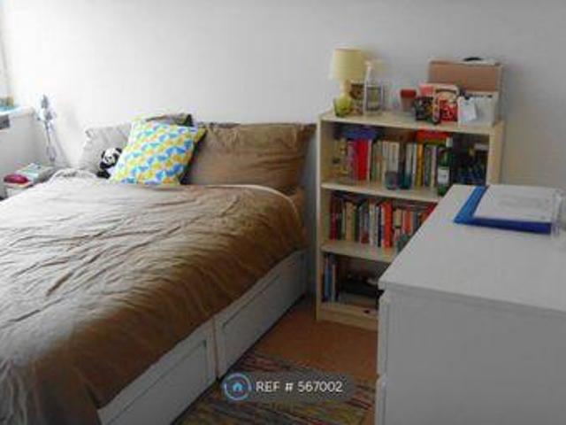 1 Bedrooms for rent in Upcott House, London E3