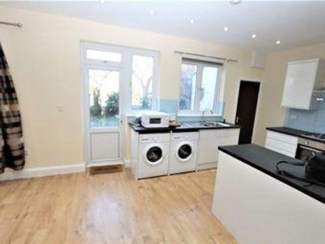 1 Bedrooms for rent in Valentines Road, Ilford IG1