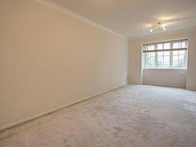 1 Bedrooms for rent in Vermont Close, Waverley Road, Enfield EN2