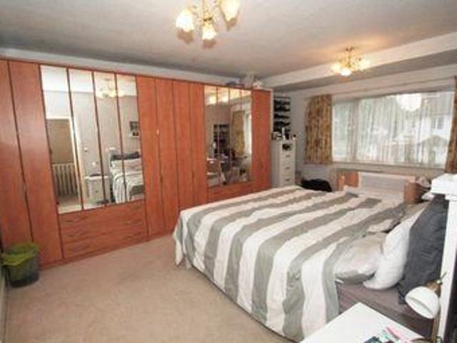 1 Bedrooms for rent in Woodland Way, London NW7