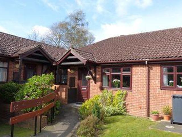 1 Bedrooms for sale in Nye Close, Bridger Way, Crowborough TN6