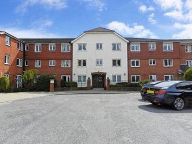 1 Bedrooms for sale in Alexandra Court, 14 St. Peters Close, Hove, East Sussex BN3
