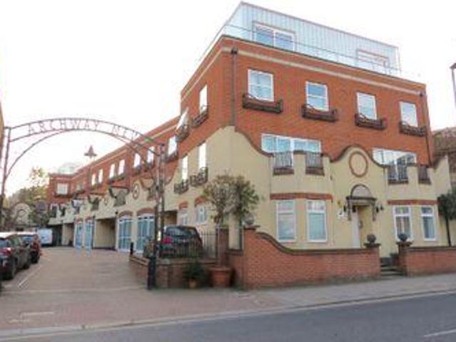 1 Bedrooms for sale in Archway Mews, London SW15