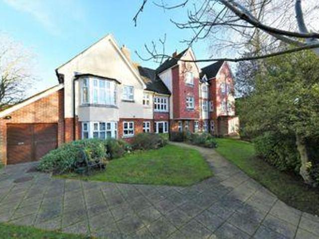1 Bedrooms for sale in Branksomewood Road, Fleet GU51