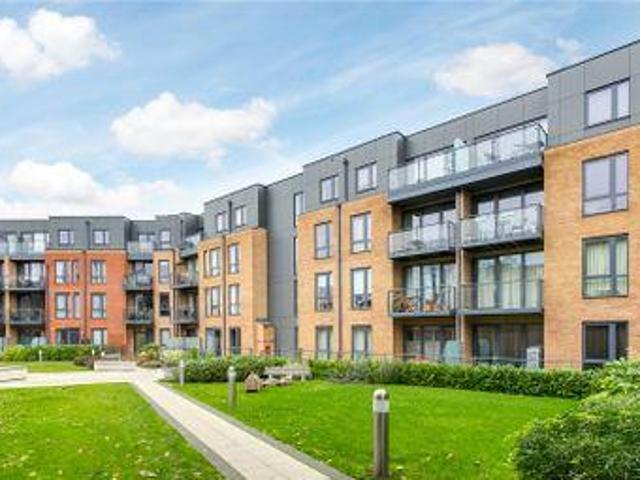 1 Bedrooms for sale in Penrose Court, 20 Boundaries Road, London SW12