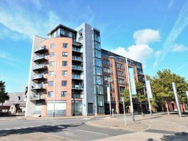 1 Bedrooms for sale in Princess Way, Swansea SA1