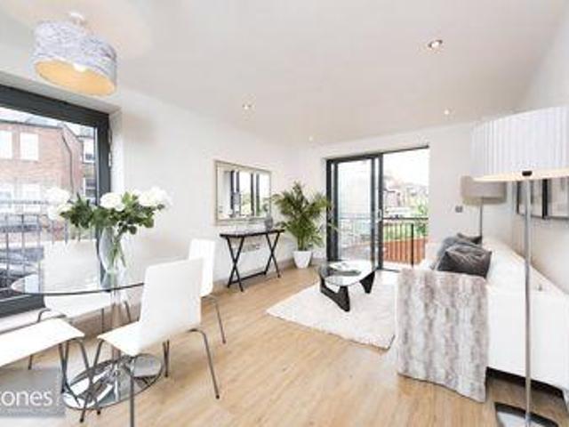 1 Bedrooms for sale in Rathcoole Gardens, London N8