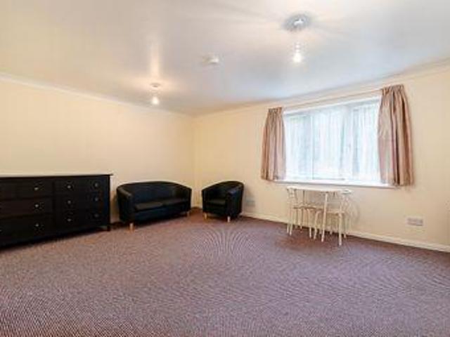 1 Bedrooms Studio for sale in Fairbairn Close, Purley CR8
