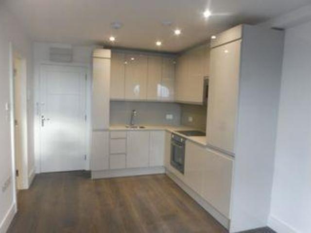 1 Bedrooms Studio for rent in The Parade, High Street, Watford WD17