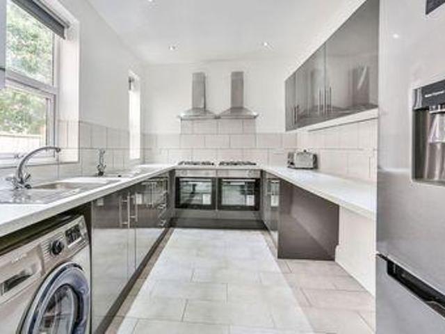 1 Bedrooms Studio for rent in Abbeydale Road, Sheffield S7