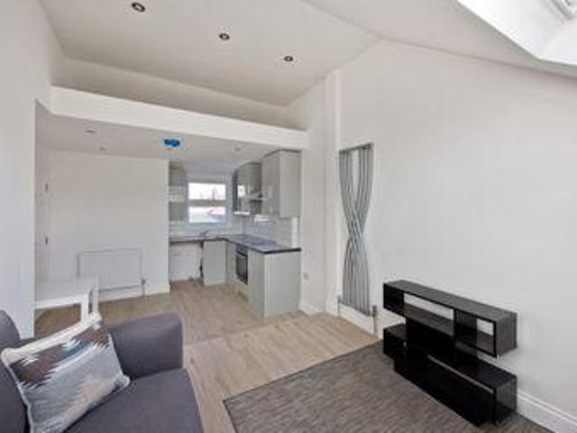 1 Bedrooms Studio for rent in Bramham Gardens, London SW5