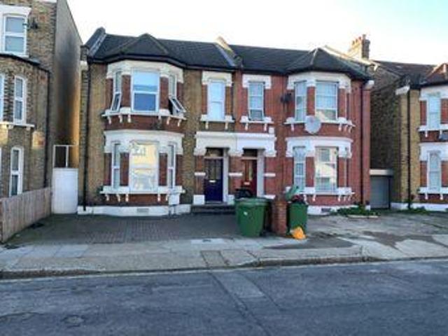 1 Bedrooms Studio for rent in Carnarvon Road, Stratford, London E15