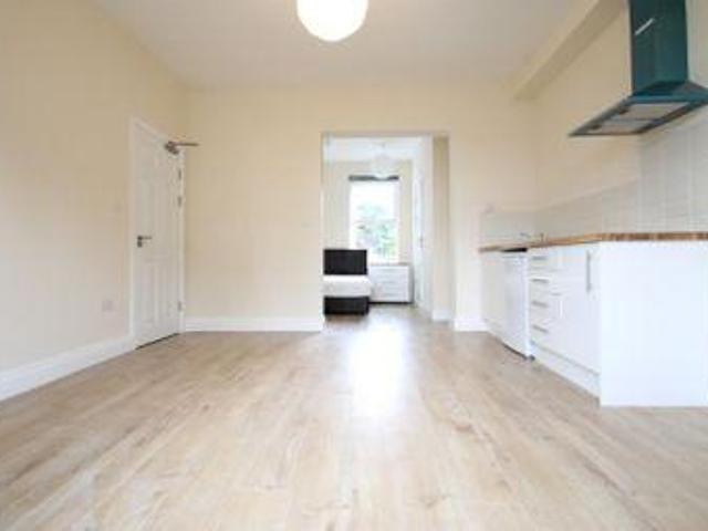 1 Bedrooms Studio for rent in Fransfield Grove, London SE26