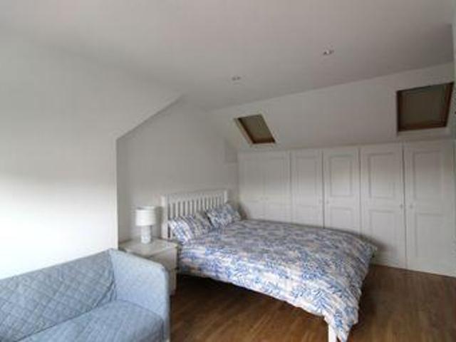 1 Bedrooms Studio for rent in Greenwood Close, Morden SM4