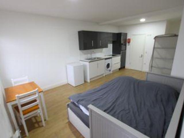 1 Bedrooms Studio for rent in Hermitage Road, London N4