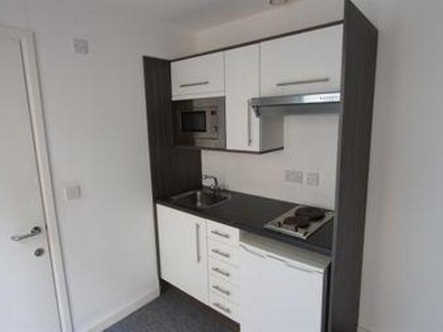 1 Bedrooms Studio for rent in Howard Lane, Sheffield S1