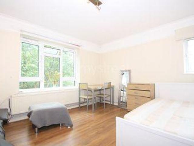 1 Bedrooms Studio for rent in Langdon Court, City Road EC1V