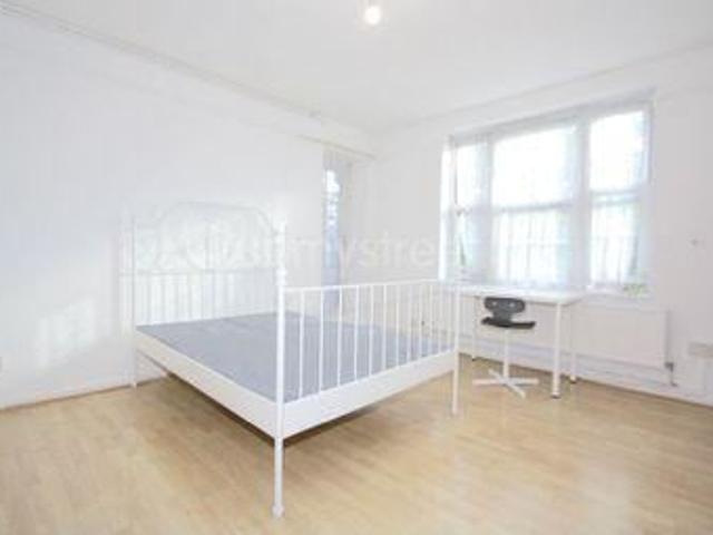 1 Bedrooms Studio for rent in Prince Of Wales Road, Chalk Farm NW5