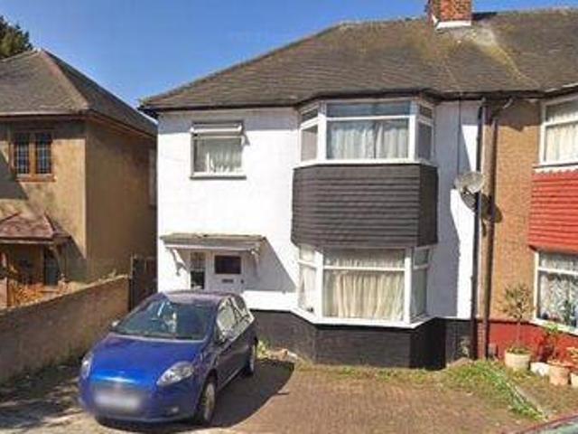 1 Bedrooms Studio for rent in Richmond Gardens, Hendon NW4