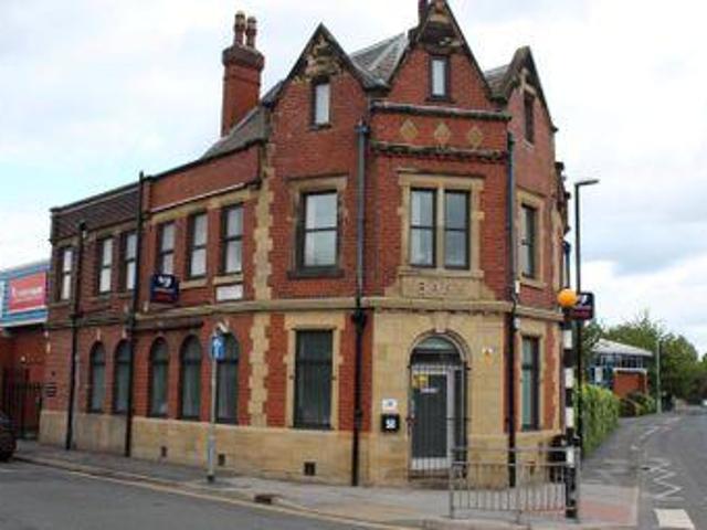 1 Bedrooms Studio for rent in Springwell Street, Leeds LS12