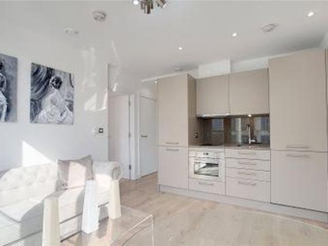 1 Bedrooms Studio for rent in Stratosphere Tower, 55 Great Eastern Road, London E15