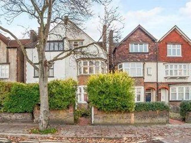 1 Bedrooms Studio for rent in Streatham High Road, London SW16