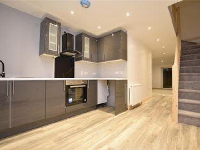 1 Bedrooms Semi detached house for rent in Castle Road, Bristol BS15