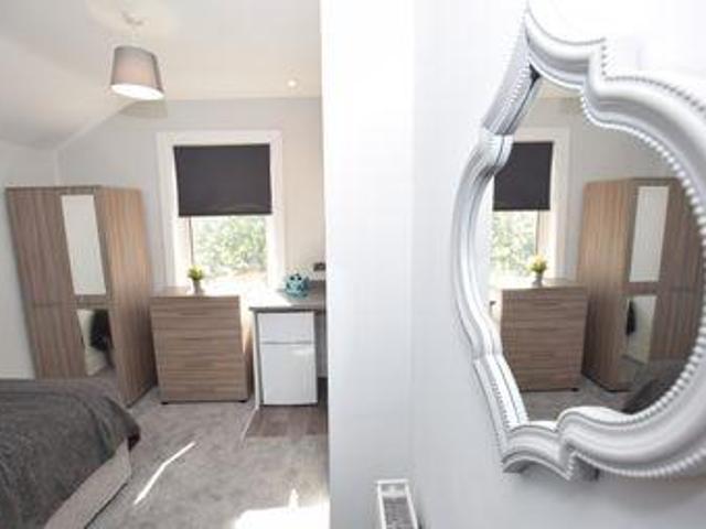 1 Bedrooms Semi detached house for rent in Alexander Road, Acocks Green B27