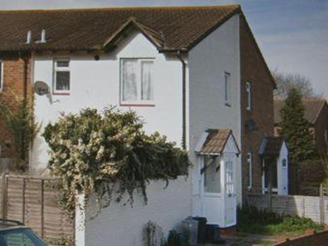 1 Bedrooms Semi detached house for rent in Houghton Close, Hampton TW12