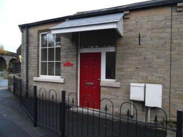 1 Bedrooms Semi detached house for rent in Mill Street, Littleborough OL15