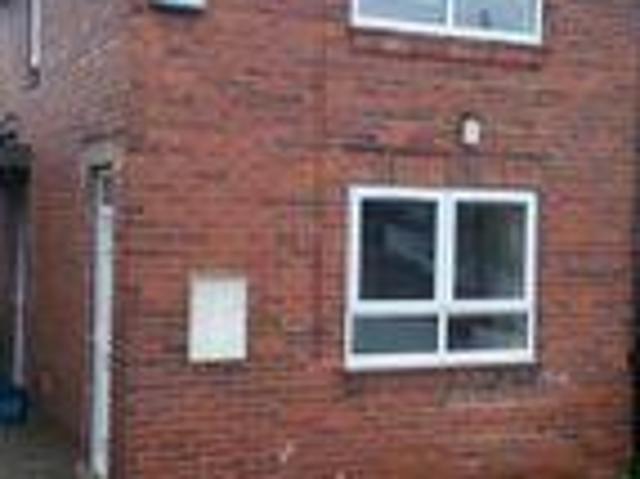 1 Bedrooms Semi detached house for rent in Saunders Road, Sheffield S2