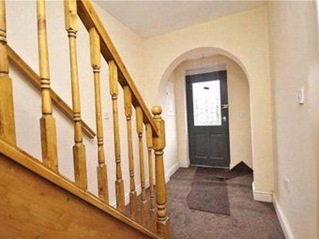 1 Bedrooms Semi detached house for rent in School Lane, Addlestone, Surrey KT15