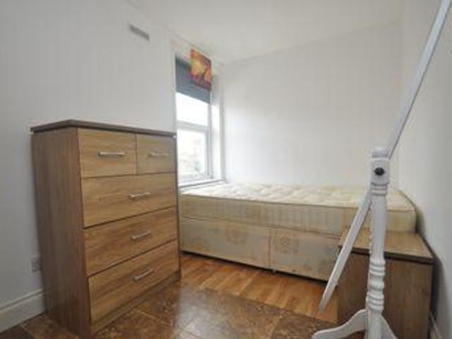 1 Bedrooms Semi detached house for rent in Warwick Road, Ealing W5