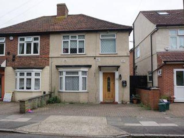 1 Bedrooms Semi detached house for sale in Colywn Crescent, Hounslow TW3