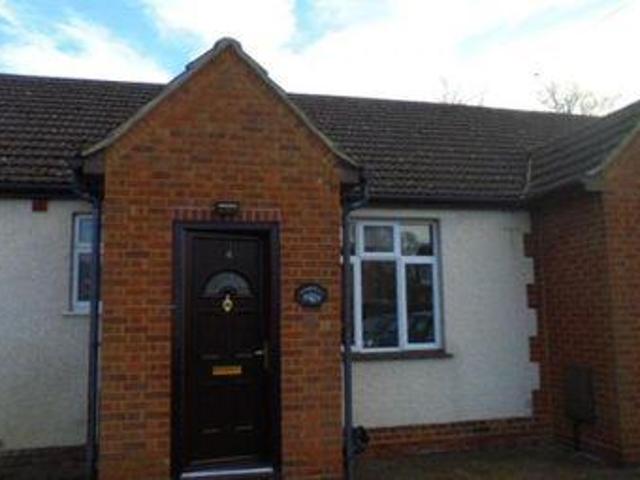 1 Bedrooms Terraced bungalow for rent in Potters Cross, Wootton, Bedford MK43