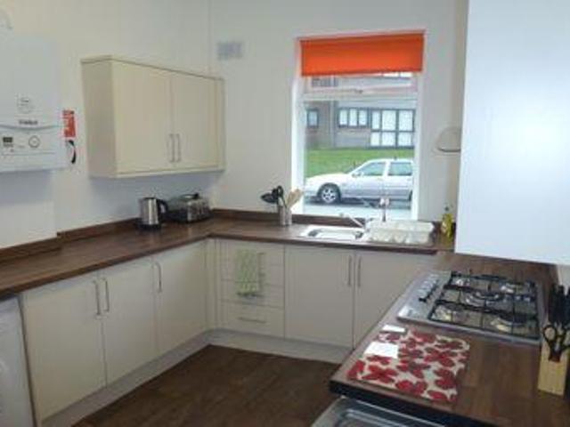 1 Bedrooms Terraced house for rent in Mossfield Road, Swinton, Manchester M27