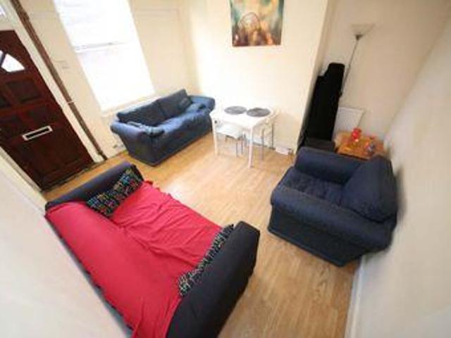 1 Bedrooms Terraced house for rent in Autumn Avenue, Leeds LS6