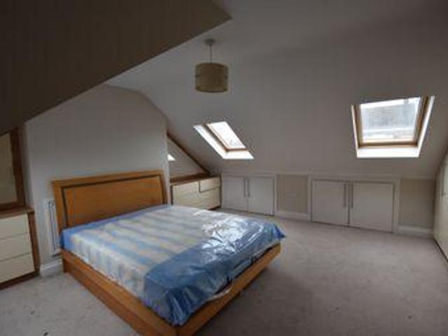 1 Bedrooms Terraced house for rent in Aycliffe Road, Shepherds Bush W12