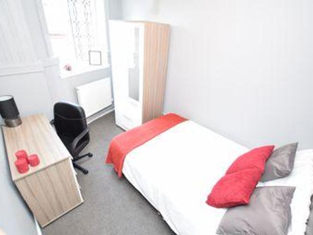 1 Bedrooms Terraced house for rent in Castle Street, Dudley DY1