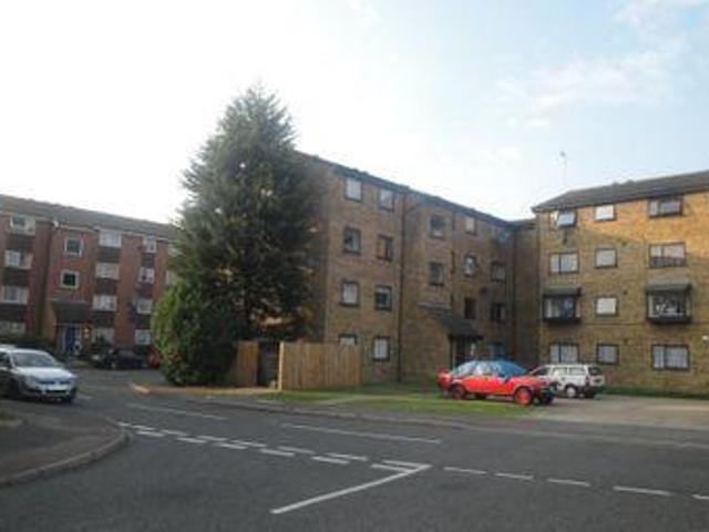 1 Bedrooms Terraced house for rent in Gurney Close, Barking IG11