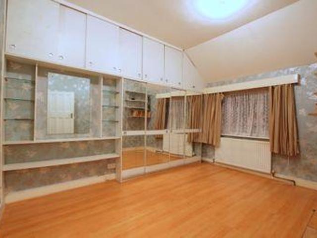 1 Bedrooms Terraced house for rent in Kilmartin Avenue, London SW16