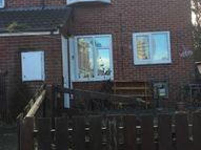 1 Bedrooms Terraced house for rent in Lydgate, Leeds LS9