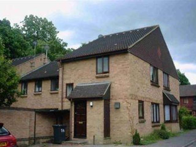 1 Bedrooms Terraced house for rent in Long Copse Chase, Chineham, Basingstoke RG24
