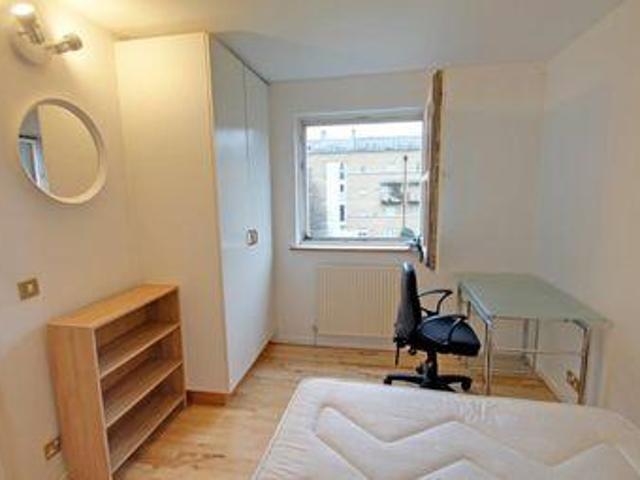 1 Bedrooms Terraced house for rent in Queen Of Denmark Court, Greenland Docks SE16