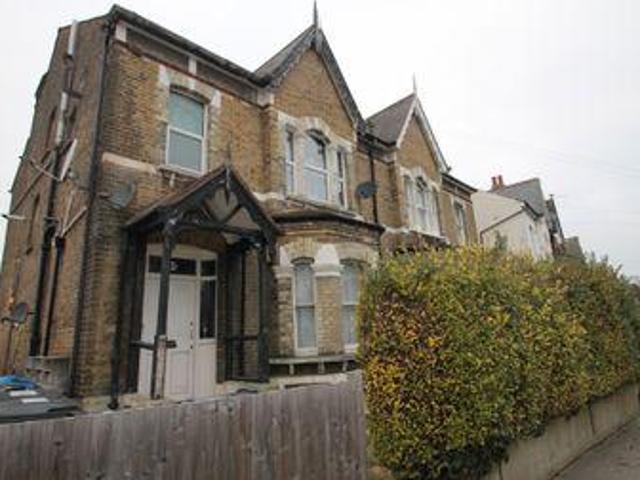 1 Bedrooms Terraced house for rent in The Crescent, Croydon, Surrey CR0