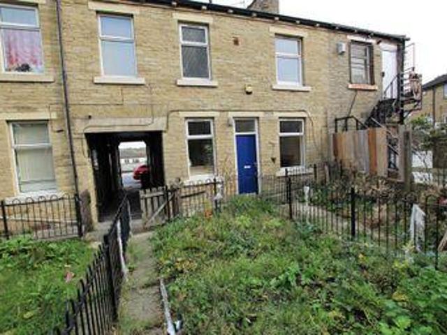 1 Bedrooms Terraced house for rent in thorne Road, Bradford BD5