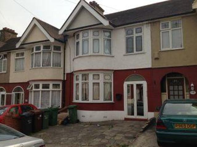 1 Bedrooms Terraced house for rent in Thornhill Garden, Barking IG11
