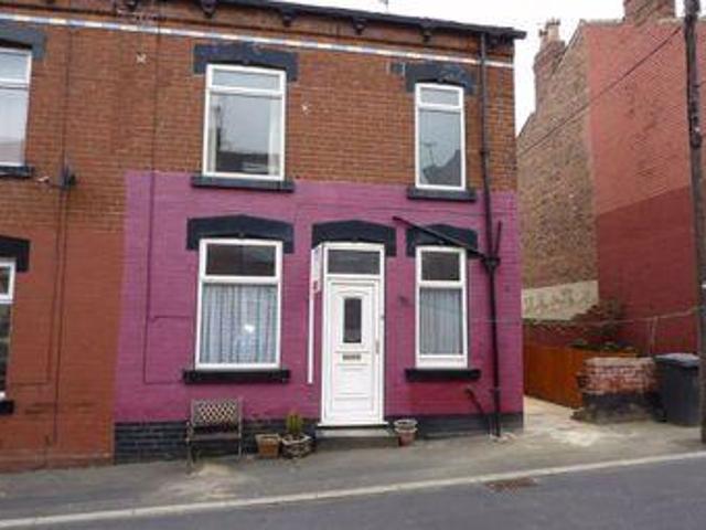 1 Bedrooms Terraced house for rent in Western Mount, Leeds, West Yorkshire LS12