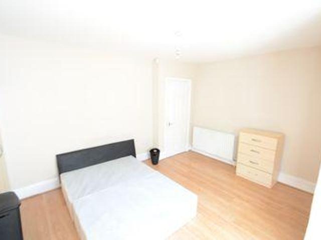 1 Bedrooms Town house for rent in Waite Davies Road, London SE12