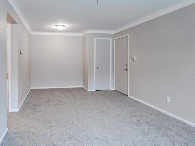 1 & Bedrooms Walking distance to McCarrons Lake! 1 Bedroom Apartment for Rent at 166 Mccarrons Blvd N, Roseville, MN 55113 Roseville